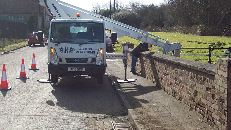 Underbridge Access Inspection Platforms North East Dockside Units Truck ...
